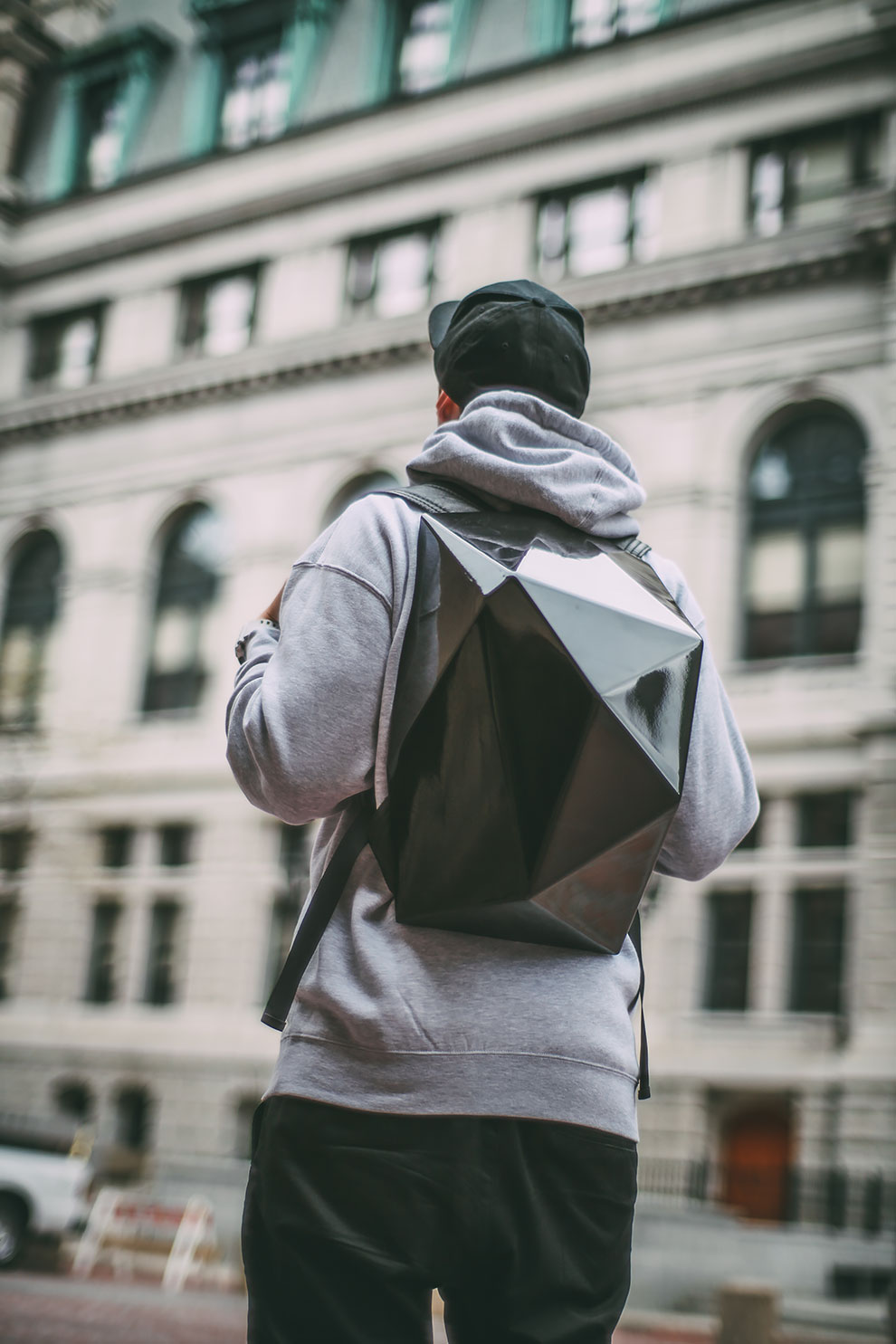 The One Backpack – First Customizable Backpack With Replaceable Shell ...