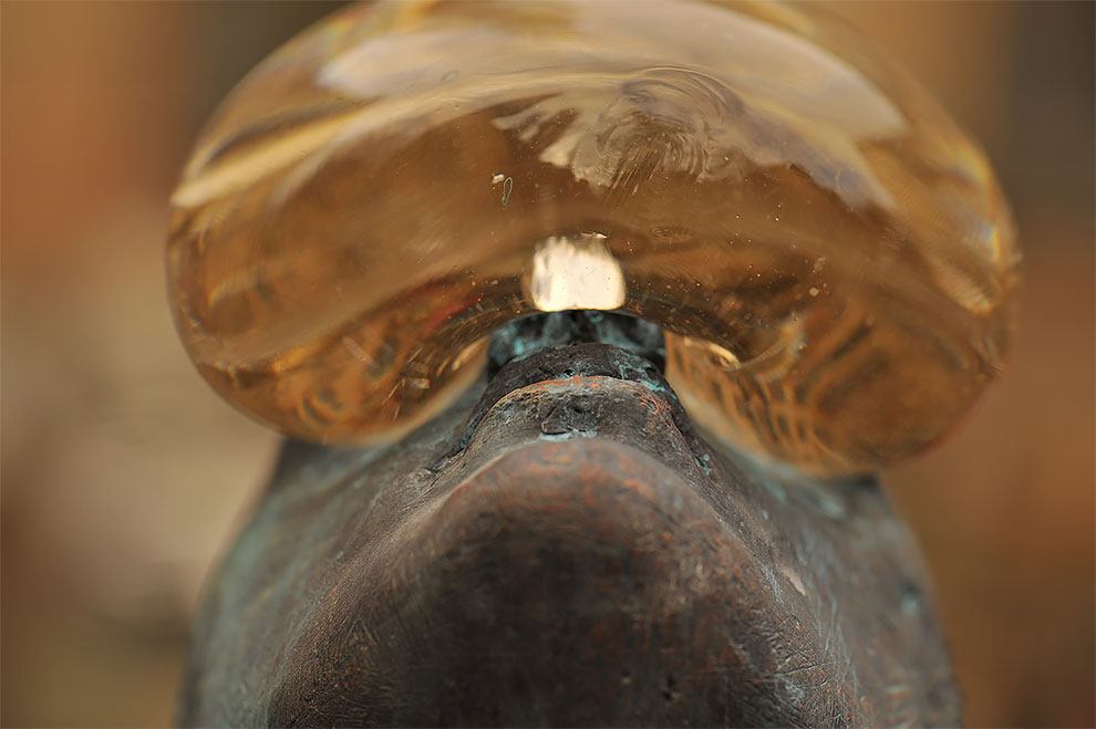 Ukrainian Artist Made A Mesmerizing Sculpture Of Giant Raindrop Resting ...