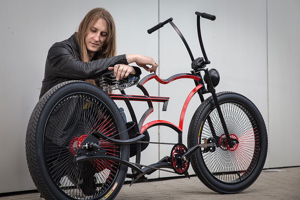 Slash Of Guns N’ Roses Got His Own Custom Bike Created By Adam ...