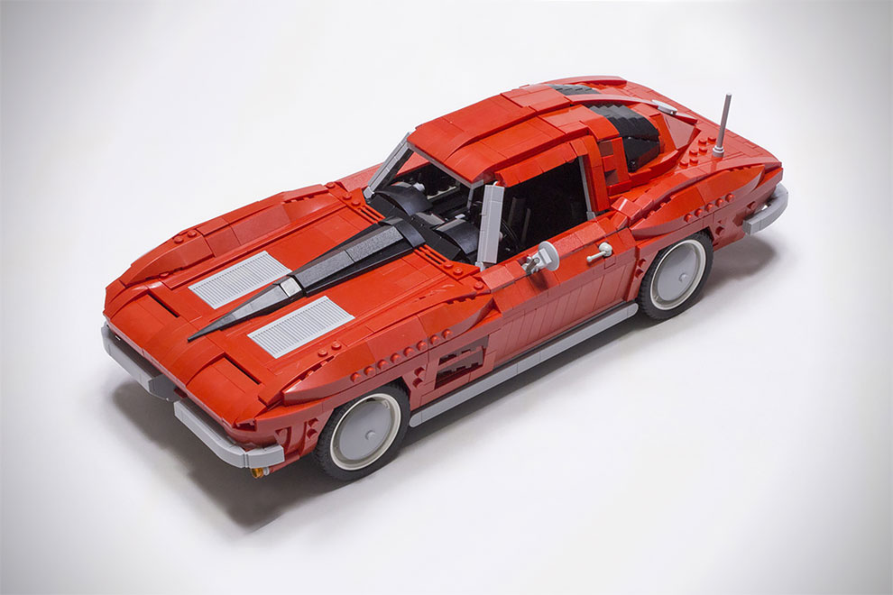 Artist Dave Slater Makes 1963 Corvette Stingray Out Of LEGO Blocks ...