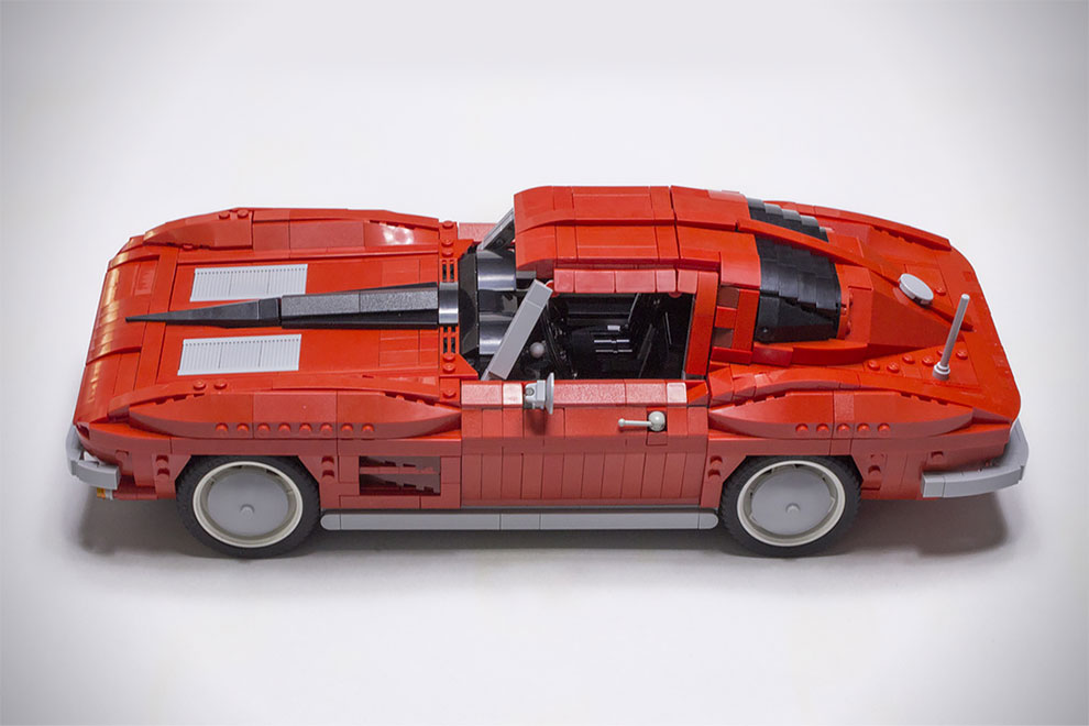 Artist Dave Slater Makes 1963 Corvette Stingray Out Of LEGO Blocks ...