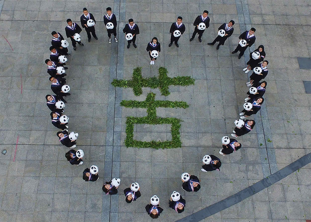Life Isn’t Black And White: Chinese Students Send Message With Creative ...