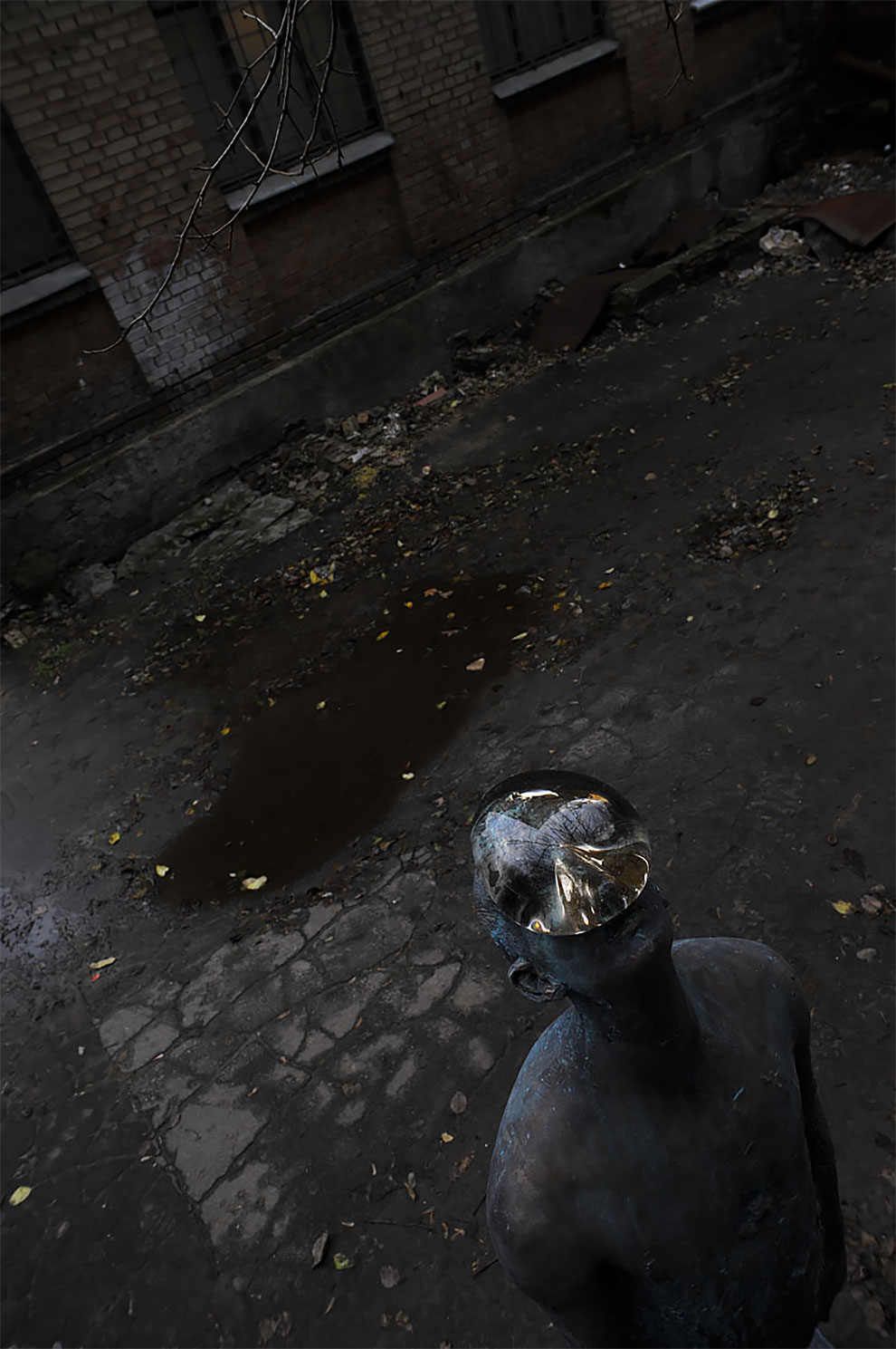 Ukrainian Artist Made A Mesmerizing Sculpture Of Giant Raindrop Resting ...