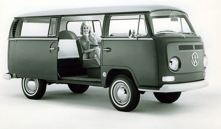 Vintage Images Of People & Their Beloved Volkswagen Buses » Design You ...
