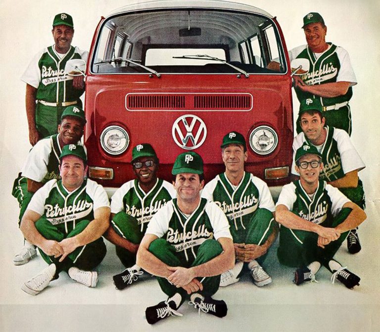 Vintage Images Of People & Their Beloved Volkswagen Buses » Design You ...