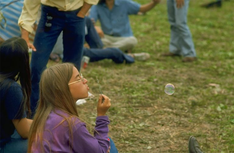 “I Want To Take You Higher”: Girls Of Woodstock, The Best Beauty And ...