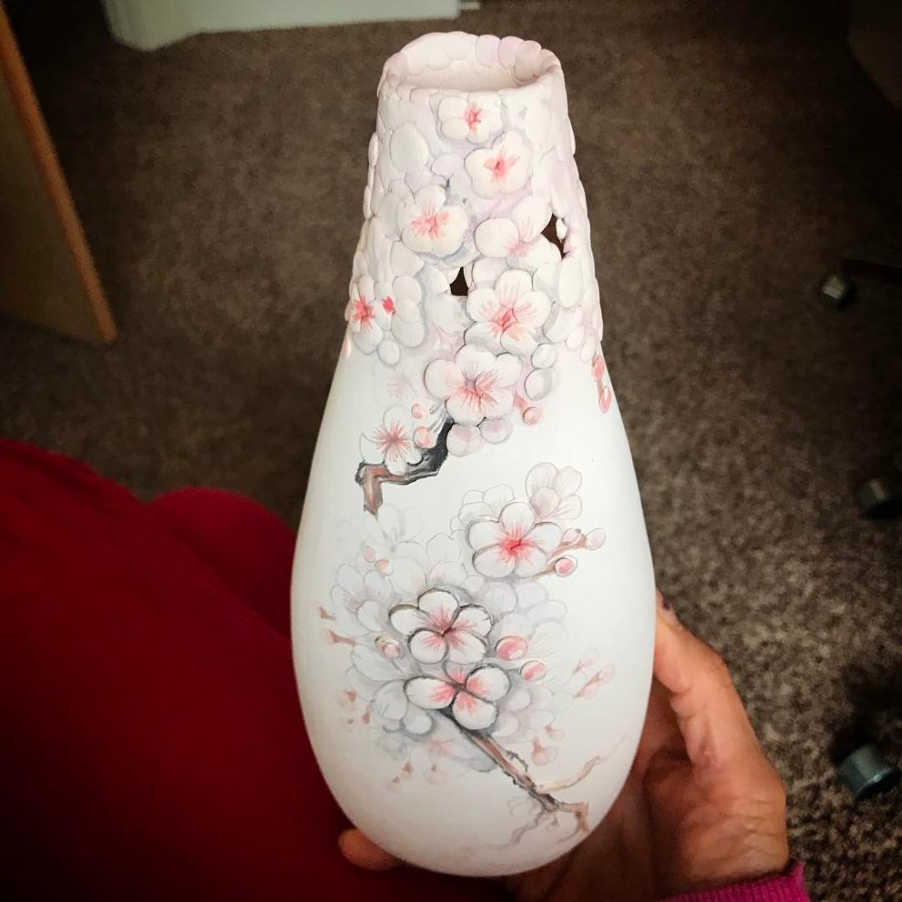 Artist Heesoo Lee Makes Beautiful Aspen Trees Grow On Delicate Ceramic ...