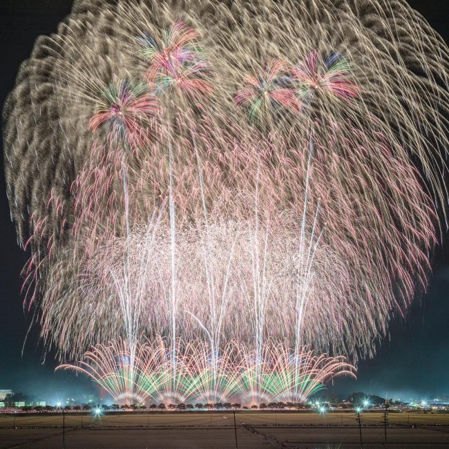 Photographer Hanabi Taikai Captures The Beauty Of Fireworks In Japan » Design You Trust — Design ...