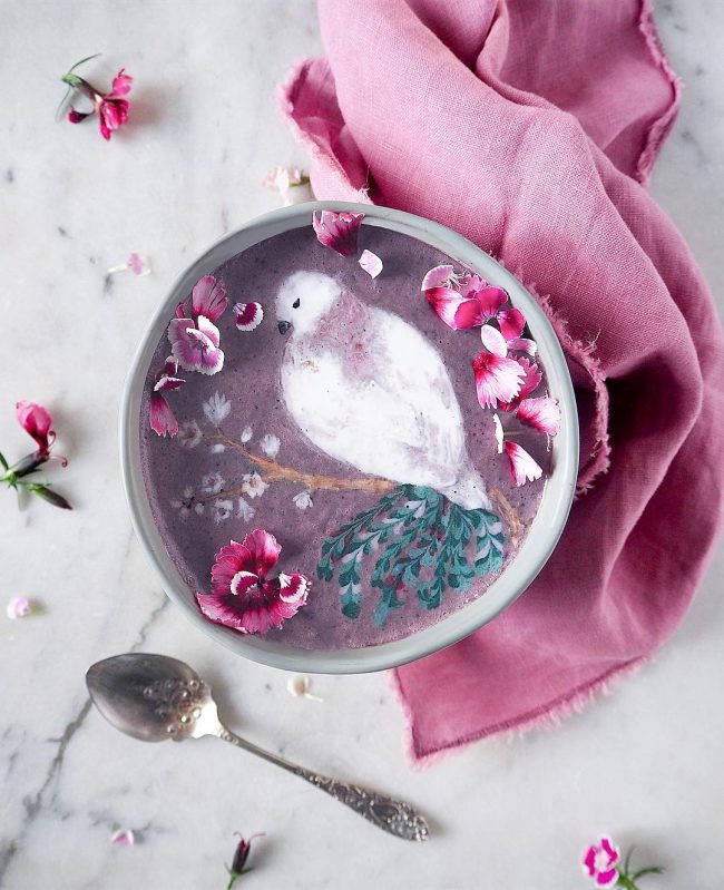 Amateur Food Artist Decorates Smoothie Bowls Using Only Natural ...