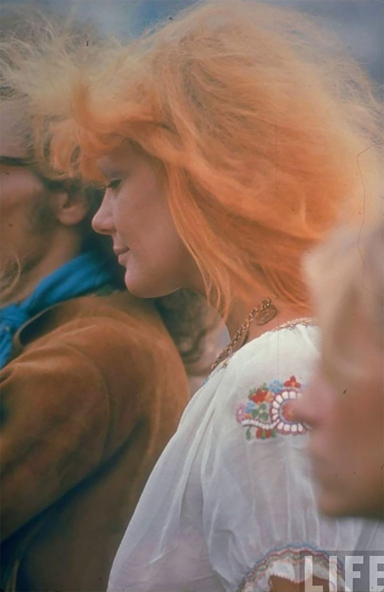 “I Want To Take You Higher”: Girls Of Woodstock, The Best Beauty And ...