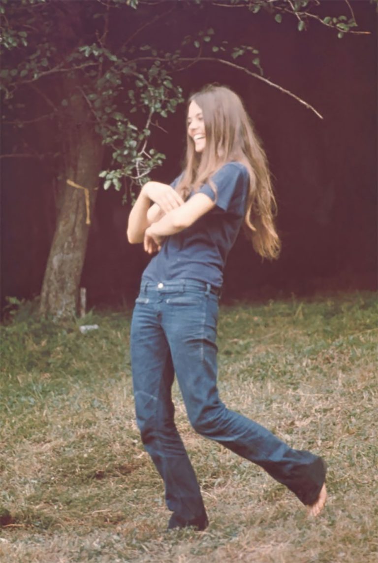 “I Want To Take You Higher”: Girls Of Woodstock, The Best Beauty And ...