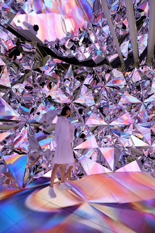 “Prismverse” – An Interactive Installation That Let Visitors To Be ...
