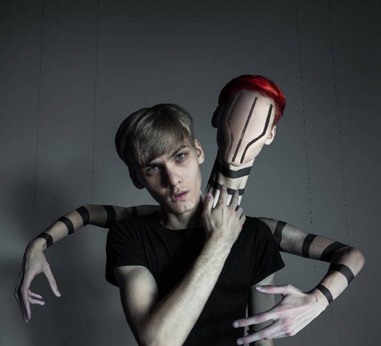 This Russian Guy Creates Dark Surrealist Art And It Will Give You ...