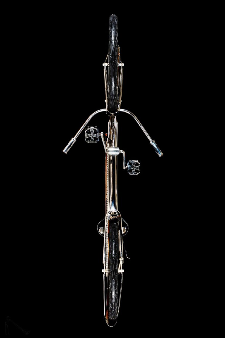 Stunning Photos Capture Bicycles From Underneath In Rarely Seen Angles ...