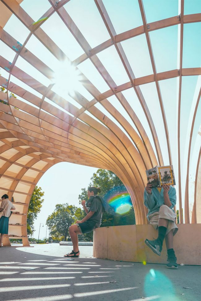 This Street Library In Bulgaria Encourages People To Read » Design You ...