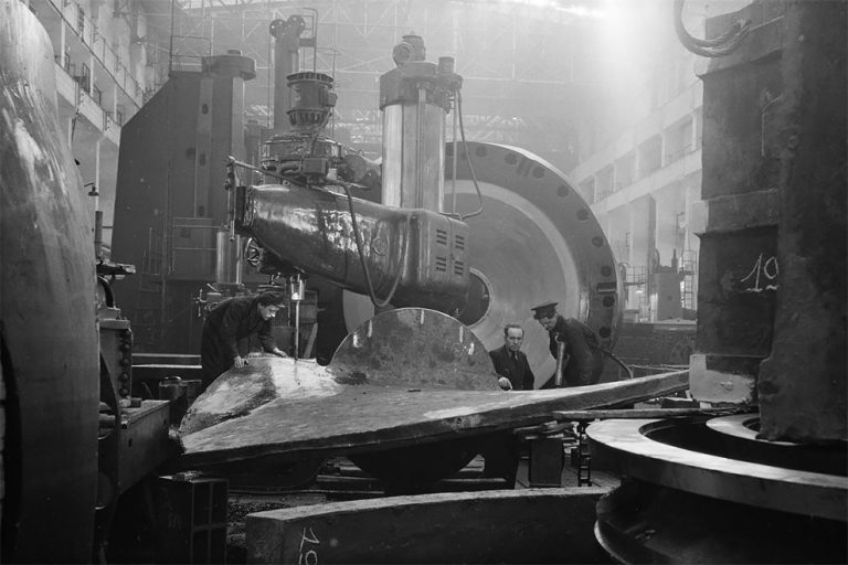 “The Struggle For Utopia”: Everyday Soviet Life In Magnificent Photos ...