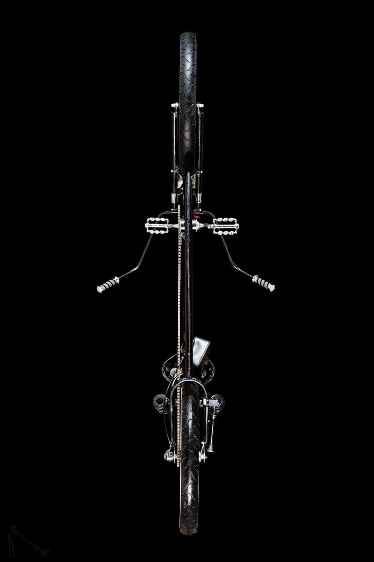 Stunning Photos Capture Bicycles From Underneath In Rarely Seen Angles ...