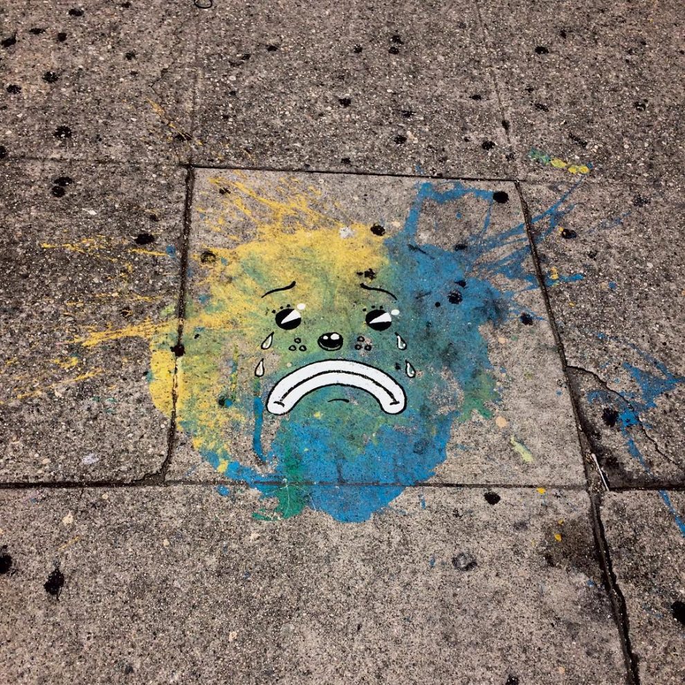 Artist Shows The Sorrow Of Thrown Away Objects He Finds In The Streets ...