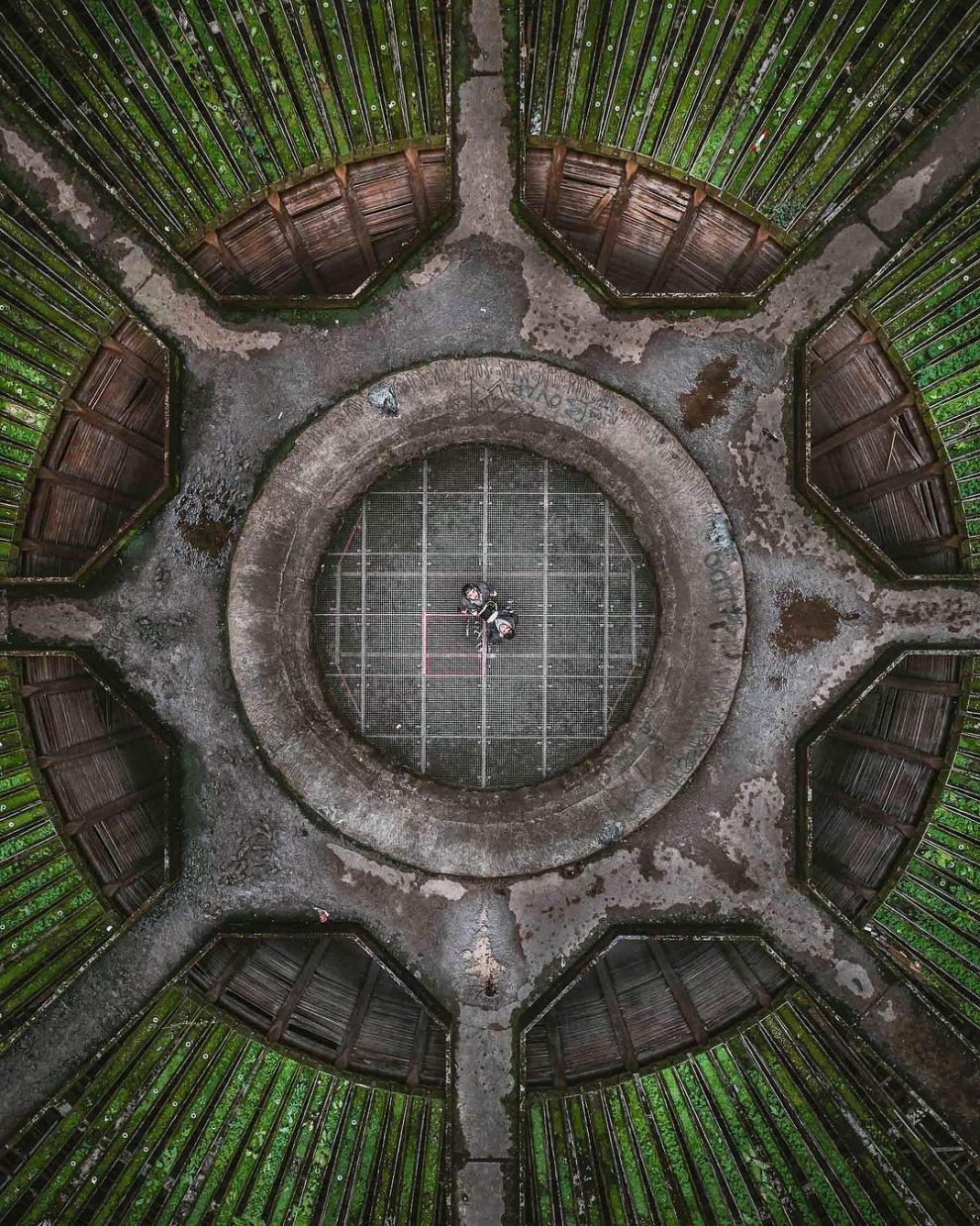 Bizarre Photos Of Rarely Seen Places And Structures Captured With A ...