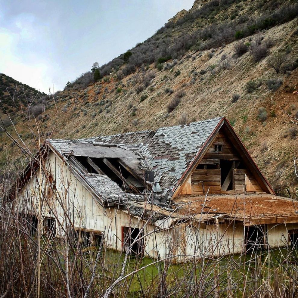 Photographer Johnny Joo Captures Forgotten Structures Overtaken By ...