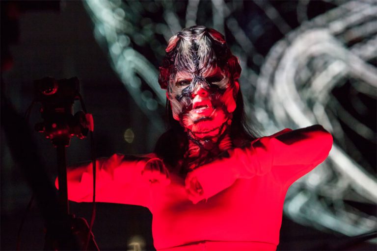 Björk Unveils 3D-Printed Mask Based On Her Musculoskeletal System ...