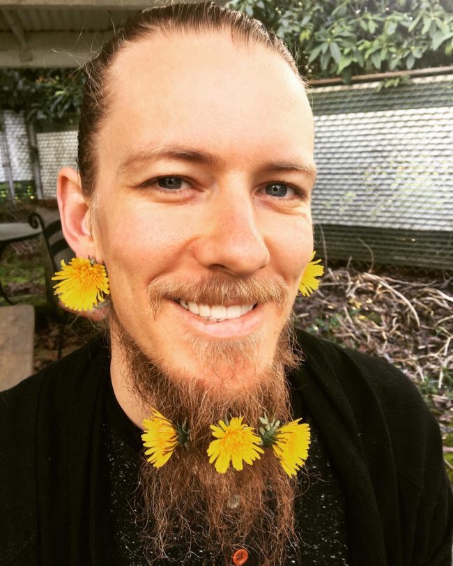 Men Have Started Decorating Their Beards With Flowers For Spring ...