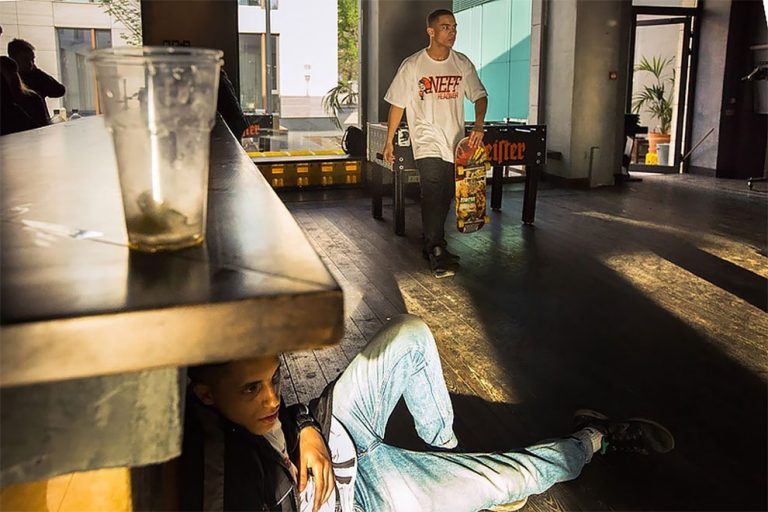 Haunting Photos Of Moscow’s Young Ravers And Their Lives After Dark ...