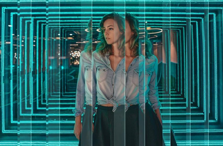 Inspiring And Glamorous Female Portrait Photography By Shibbi » Design ...