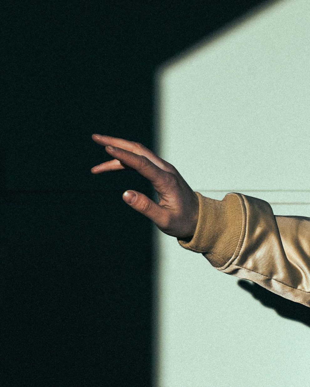 The Dark And Surreal Photo Artworks Of Ben Ward » Design You Trust ...