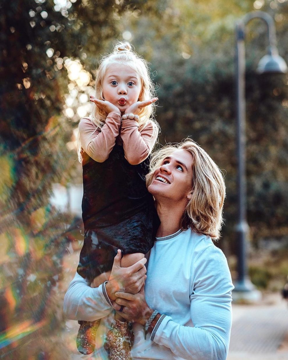 Awesome Moody Lifestyle Portrait Photography By Mark Singerman » Design ...