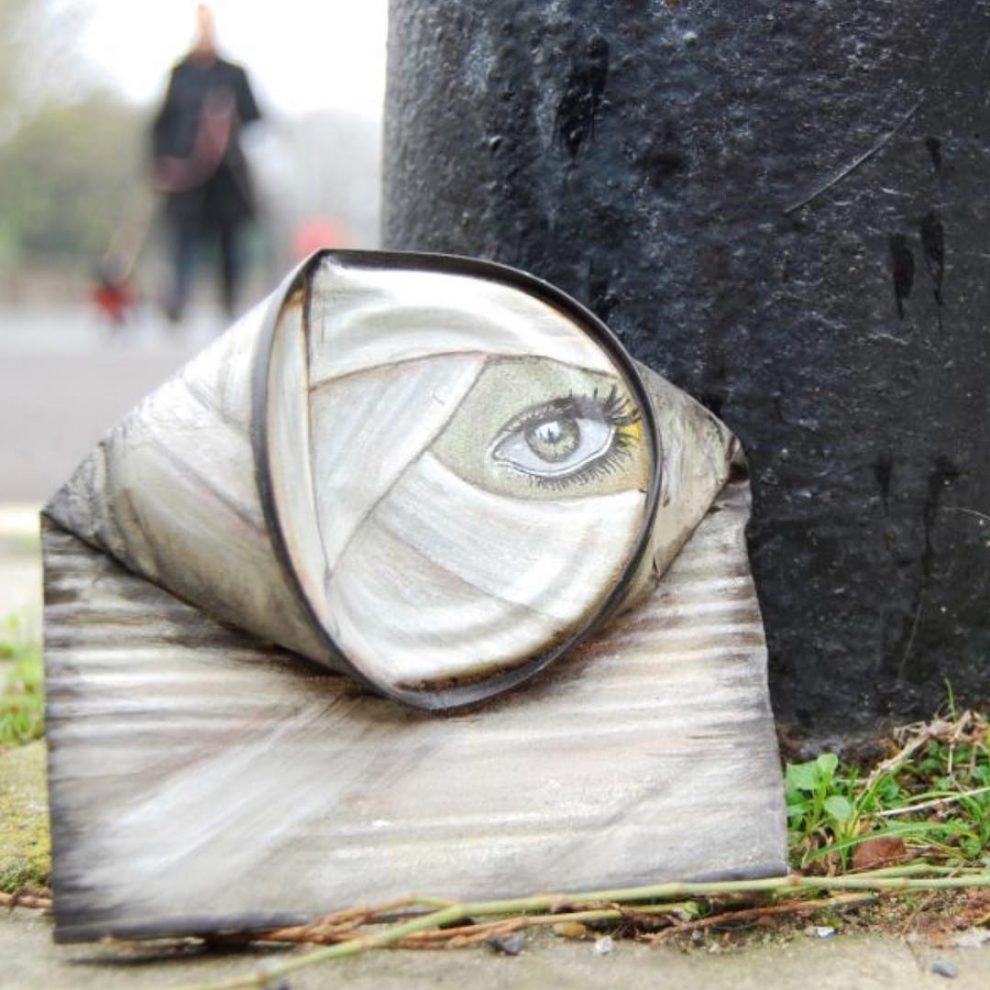 Artist Leaves His Paintings For People To Find After Getting Rejected ...