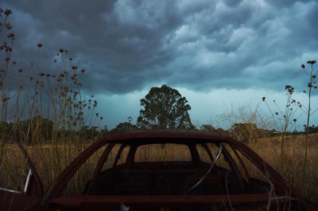 Daredevil Photographer And A Storm Chaser Captures Stunning Pictures Of ...