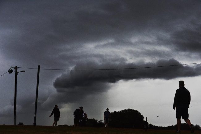 Daredevil Photographer And A Storm Chaser Captures Stunning Pictures Of ...