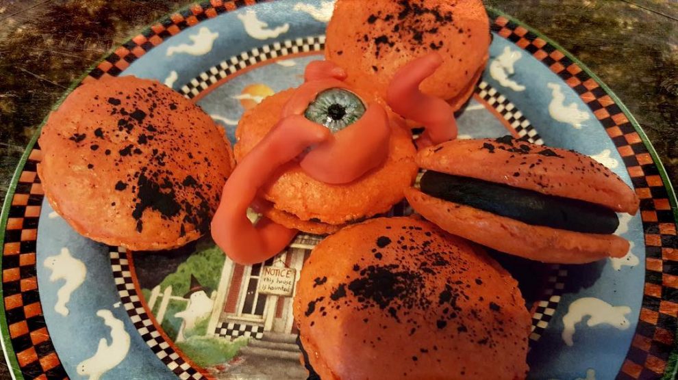 Confectioner Makes Creepy Desserts, And It Will Take Courage To Cut ...