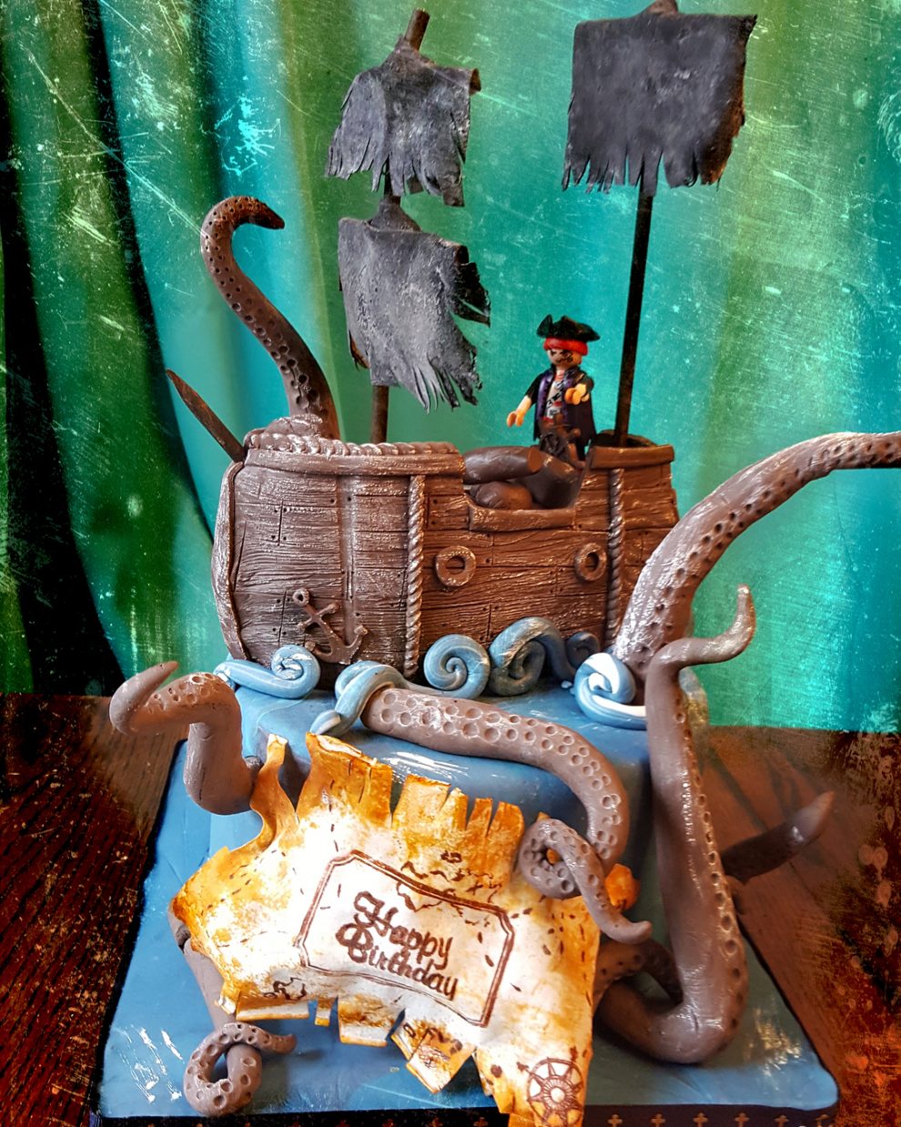 Confectioner Makes Creepy Desserts, And It Will Take Courage To Cut ...