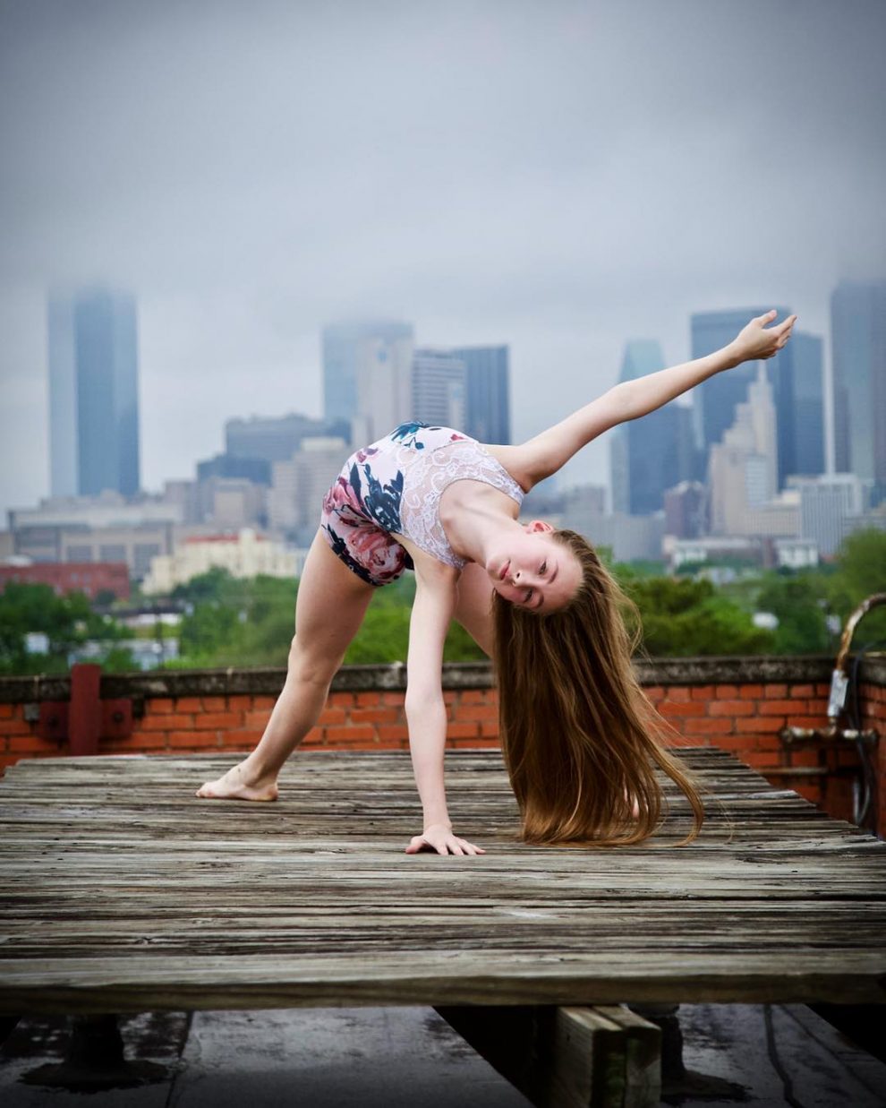 Marvelous Portraits Of Ballet Dancers Practicing On The Streets Of ...