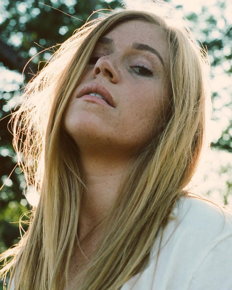 Fabulous Film Portrait Photography By Dave Mentzer » Design You Trust ...