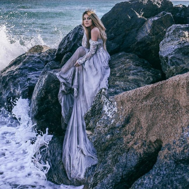 Rosie Hardy Escapes Into Fantasy Worlds Through Her Self Portraits ...