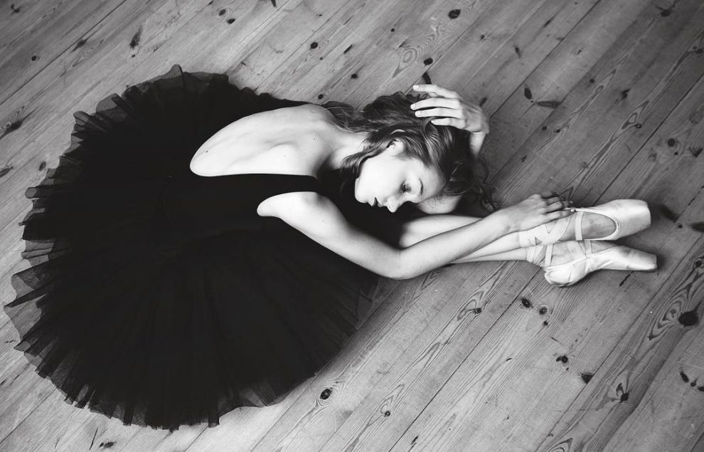 Breathtaking Portraits Reveal The Haunting Beauty Of Russian Ballet ...