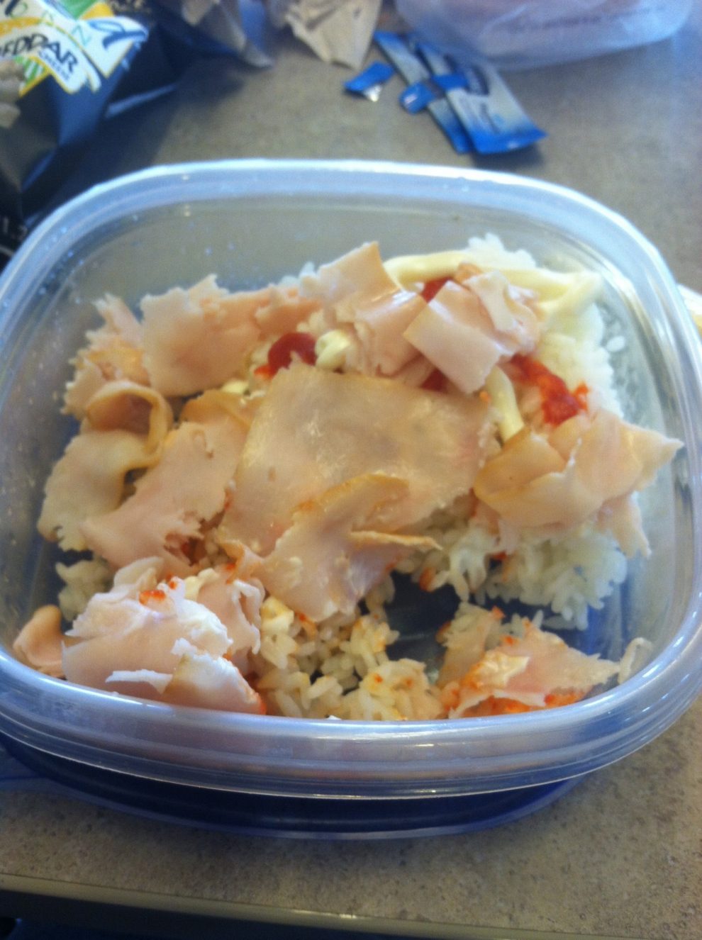 Office Workers Sharing Photos Of Their Sad Desk Lunches » Design You ...