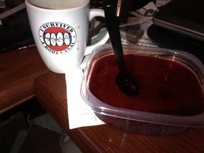 Office Workers Sharing Photos Of Their Sad Desk Lunches » Design You ...