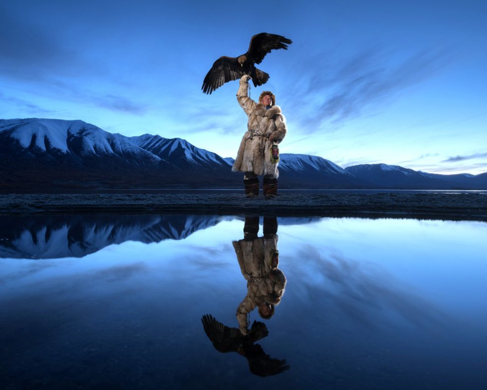 These Stunning Photographs Of The Mongolian Eagle Keepers Show The ...