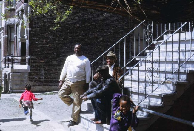 Fascinating Photos of Chicago’s Tri-Taylor Neighborhood From 1971 ...