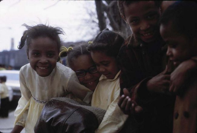 Fascinating Photos of Chicago’s Tri-Taylor Neighborhood From 1971 ...