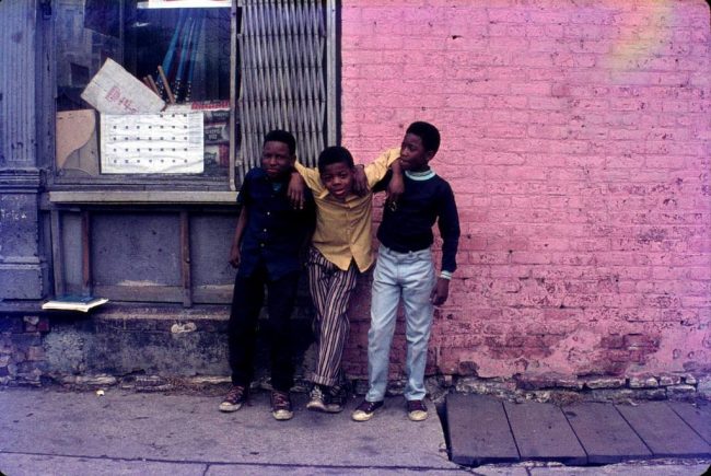 Fascinating Photos of Chicago’s Tri-Taylor Neighborhood From 1971 ...