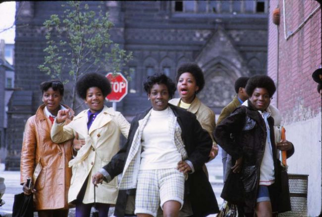 Fascinating Photos of Chicago’s Tri-Taylor Neighborhood From 1971 ...