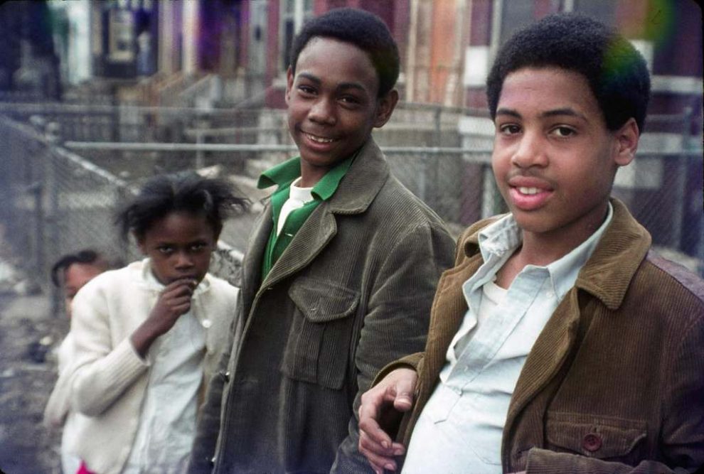 Fascinating Photos of Chicago’s Tri-Taylor Neighborhood From 1971 ...