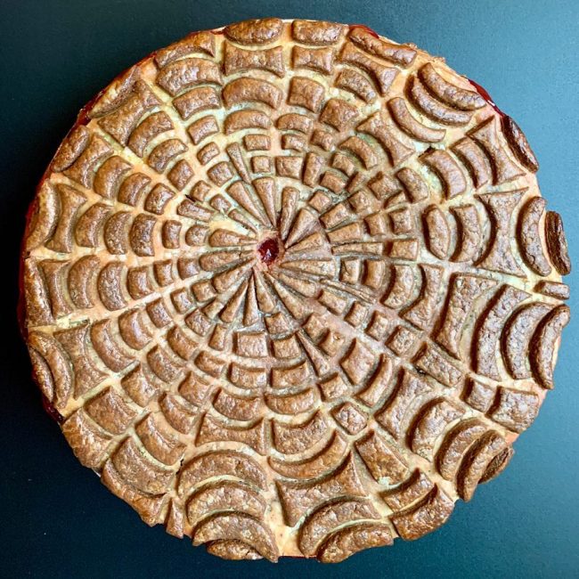 Pastry Artist Bakes More ‘Pie Art’ With New Intricate And Artistic ...