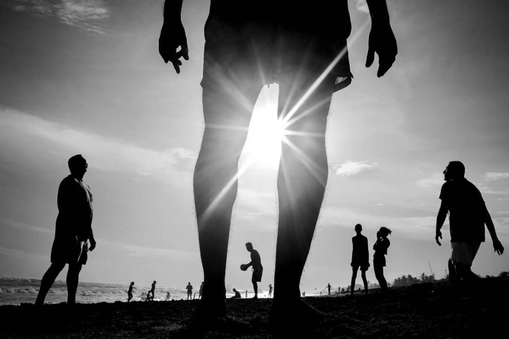Photographer Uses Forced Perspective To Transform Ordinary Beaches Into ...