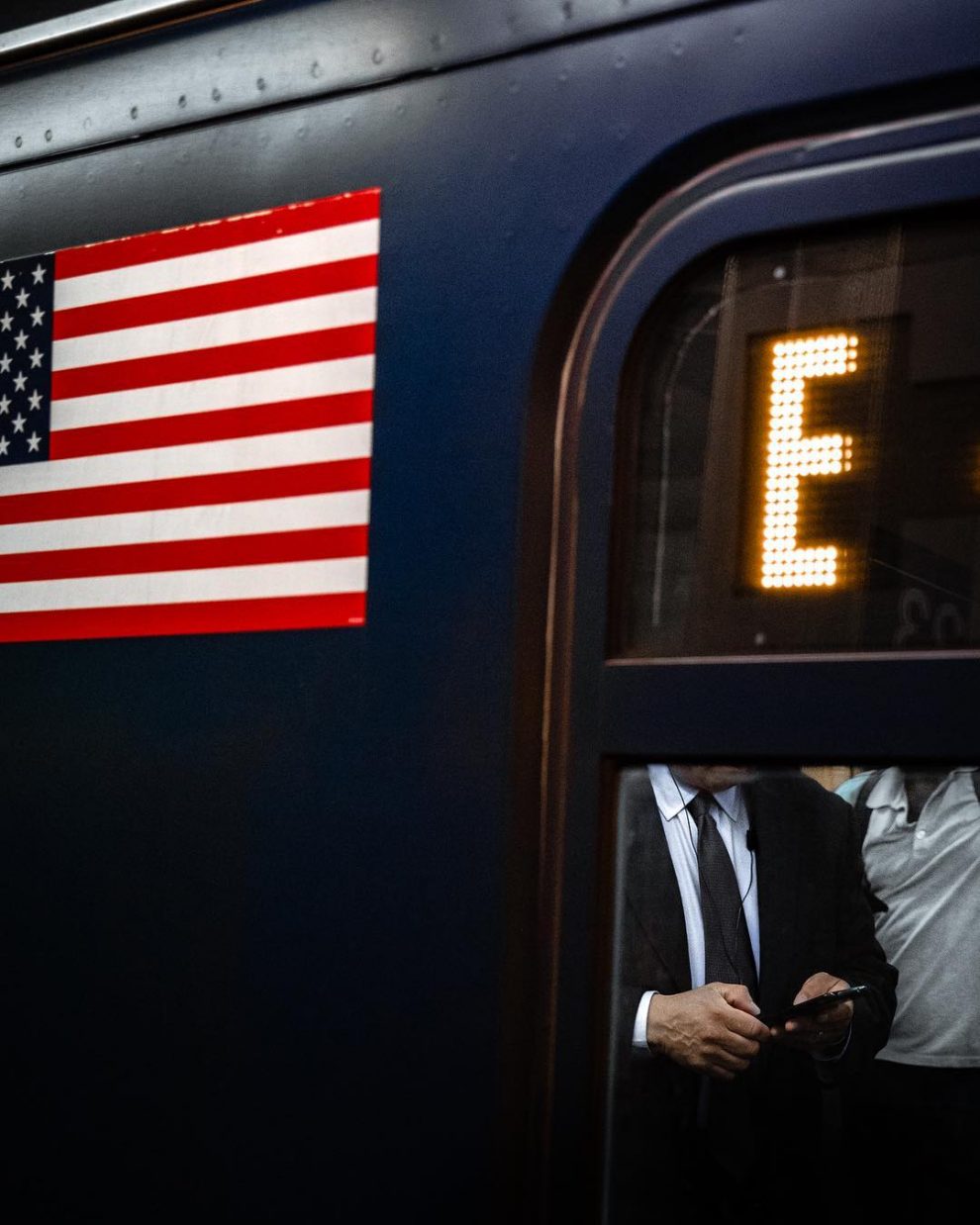 Humans Of New York: Photos Of Random Strangers In NYC By Colin Ridgway ...